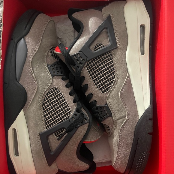 Jordan | Shoes | Worn 4 Times | Poshmark
